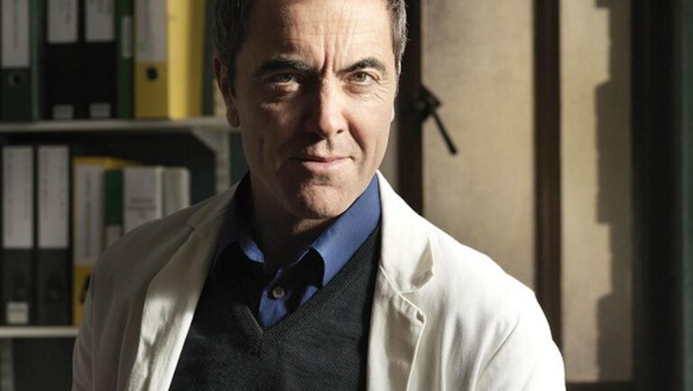 40+ of the Best British TV Medical Shows - BritishTV.com