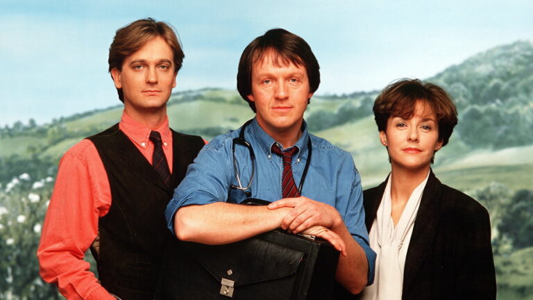 40+ of the Best British TV Medical Shows - BritishTV.com
